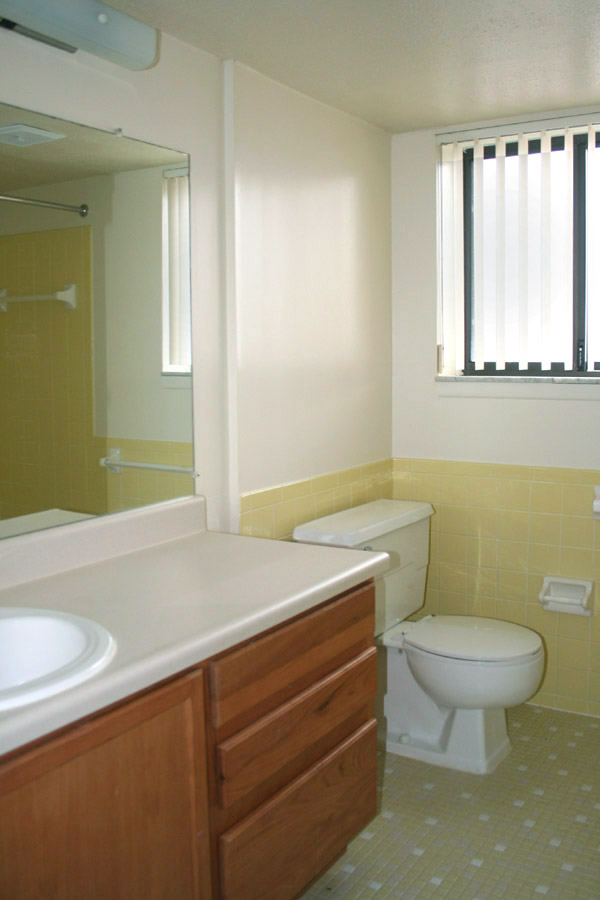 amber's Timber Lodges - South Photo Board